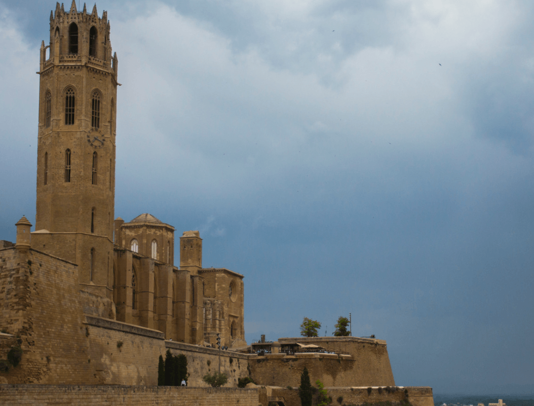 Alquiler de coches en Ivorra, Lleida (España) - Alquiler Coches